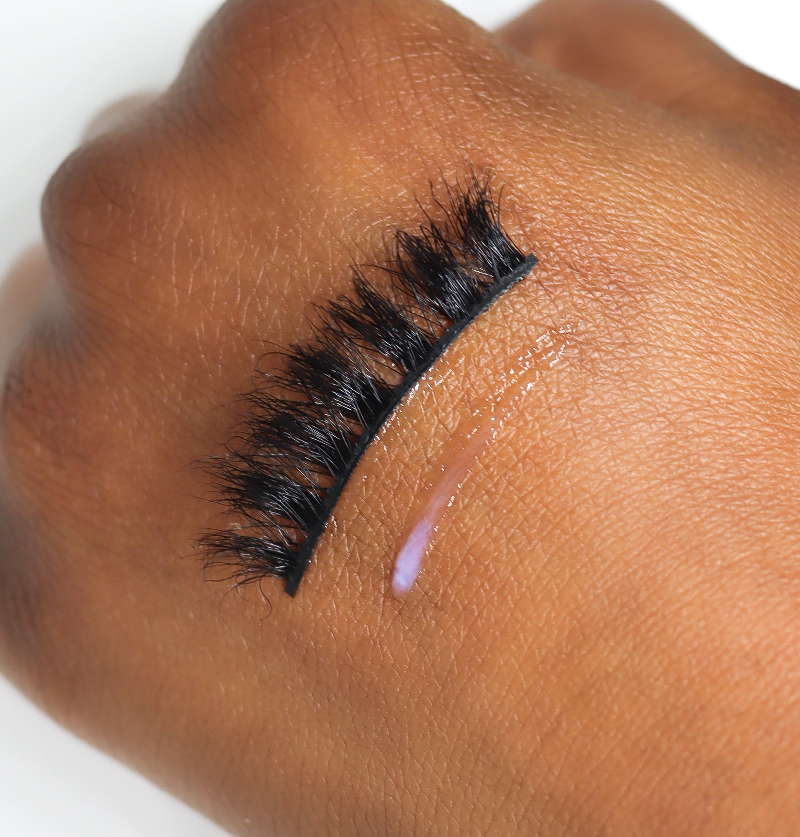 COCO CLEAR EYELASH ADHESIVE – COCO Queen Lashes